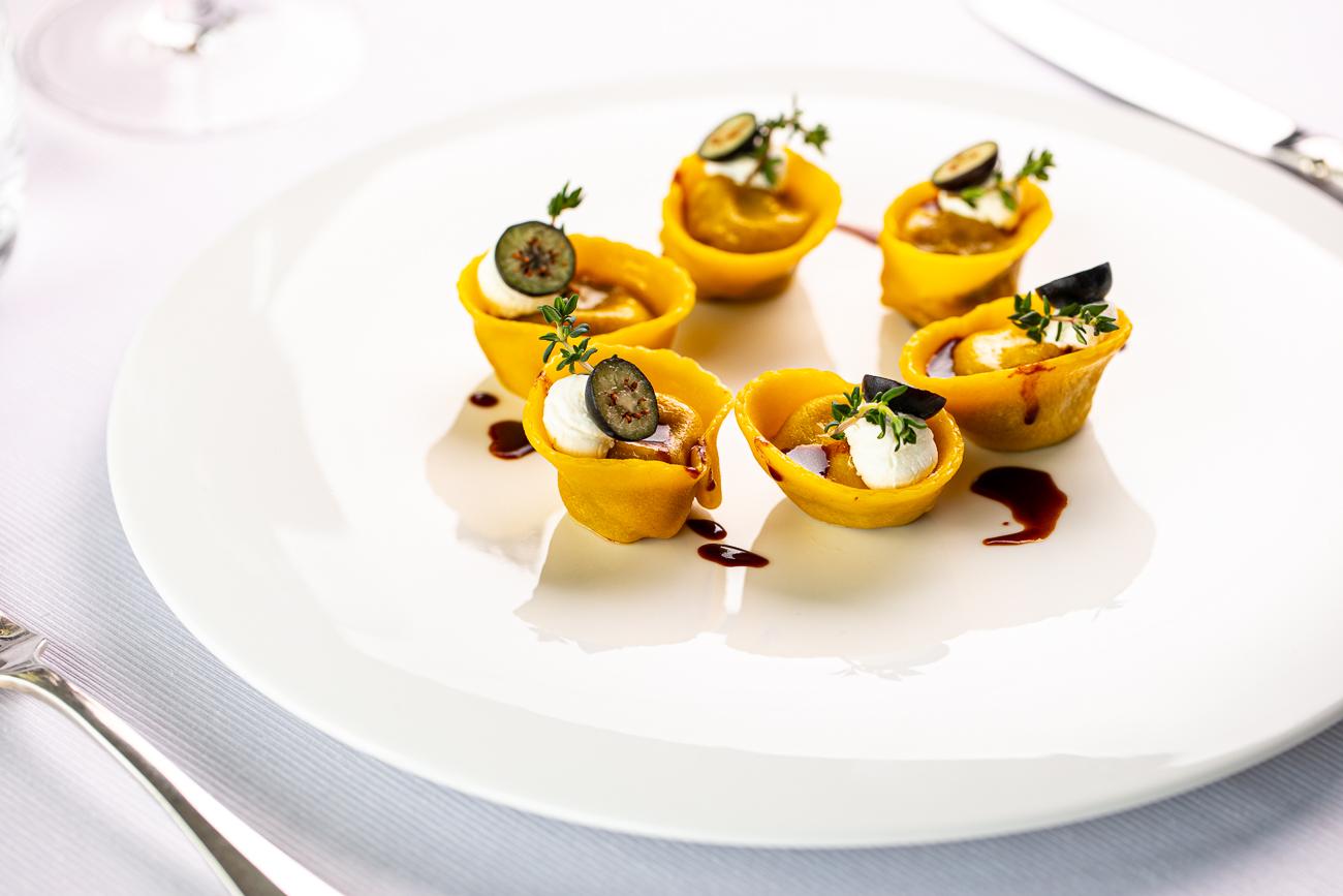 Christmas Dinner Inspiration from Fine-Dining Restaurants