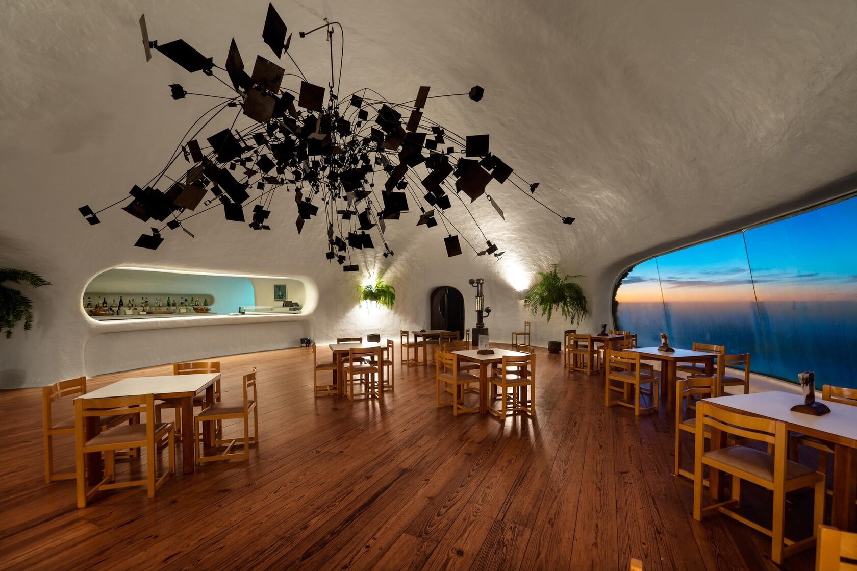 World’s top 10 unique restaurants known for their fantastic view