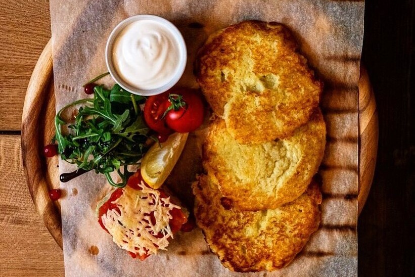 Top 9 traditional Belarusian dishes you must try in Minsk