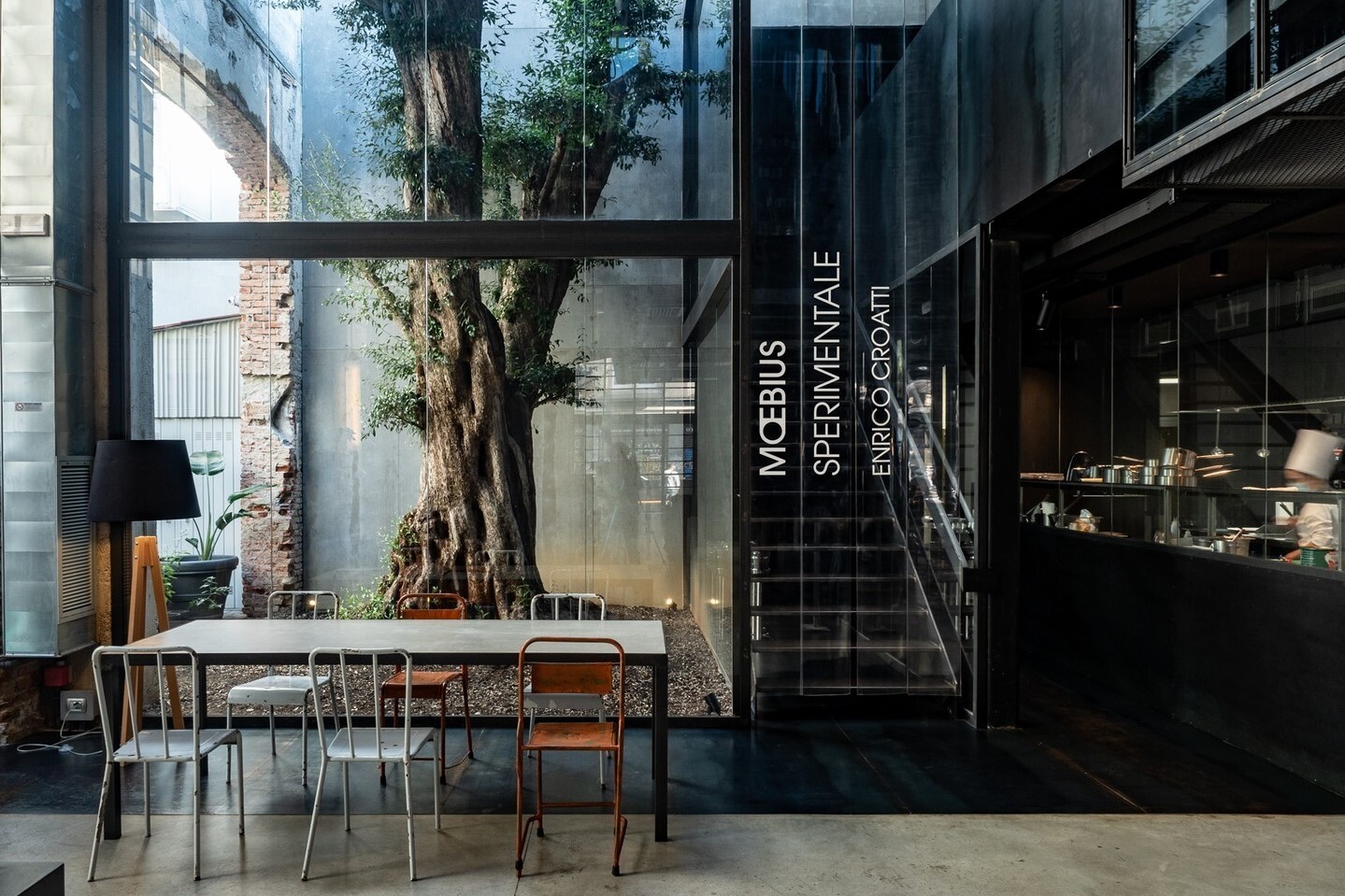 Moebius Milano, Milan, Centrale - Restaurant menu, prices and reviews