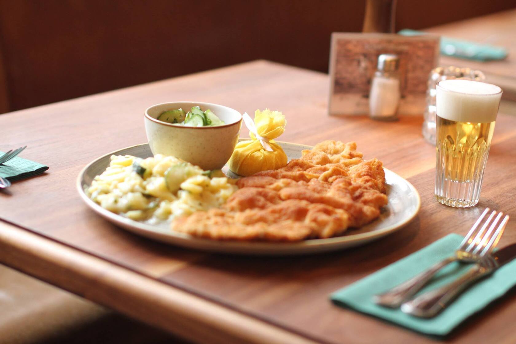 Schnitzelei Mitte, Berlin - Restaurant menu, prices and reviews