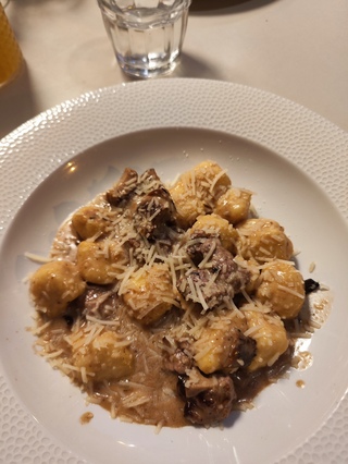Menza Étterem és Kávéház, Budapest - Restaurant menu, prices and reviews