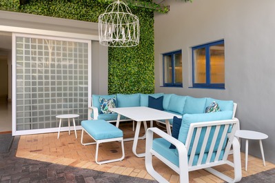 Lords Bar, Sandton - Restaurant menu, prices and reviews
