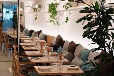 Gruta, Porto - Restaurant menu, prices and reviews