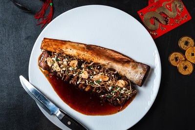 Black+Blue Toronto, Toronto - Restaurant menu, prices and reviews