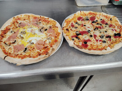 Pizzeria 401, Cala Mendia - Restaurant menu, prices and reviews