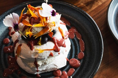 Aerlume Seattle, Seattle - Restaurant menu, prices and reviews