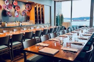 Aerlume Seattle, Seattle - Restaurant menu, prices and reviews