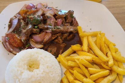 PERU CHICKEN, Cali - Menú del restaurante, precios y reseñas