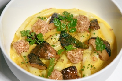 Nolan, Athens, Syntagma - Restaurant menu, prices and reviews