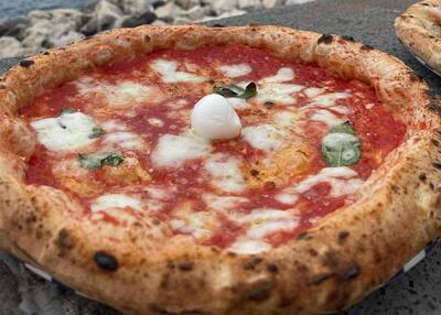 Gino e Toto Sorbillo, Naples - Restaurant menu, prices and reviews
