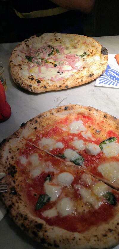 Gino e Toto Sorbillo, Naples - Restaurant menu, prices and reviews