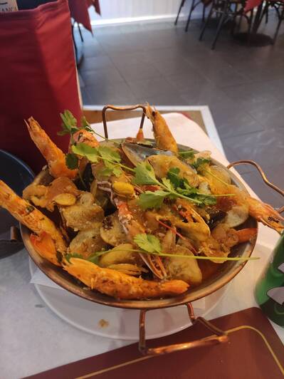 Tinel Seafood & Grill Restaurant, Grantham - Restaurant menu, prices ...