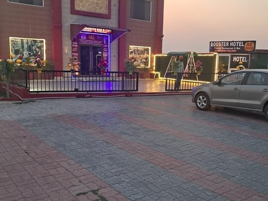 Booster Bar and Cafe, Tarn Taran - Restaurant menu, prices and reviews