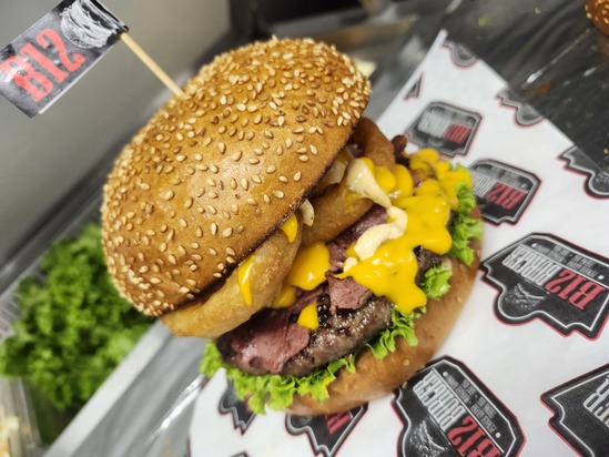 B12 Burger Langelier, Montréal - Menu du restaurant, prix et avis