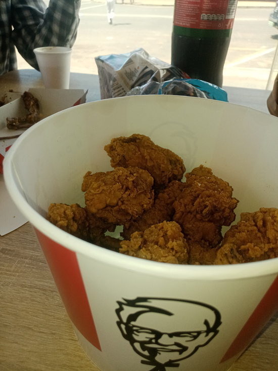 KFC Upington, Upington - Restaurant menu, prices and reviews