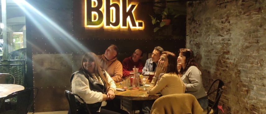 Bbk.Grill&Bar, Munro - Menú del restaurante, precios y reseñas