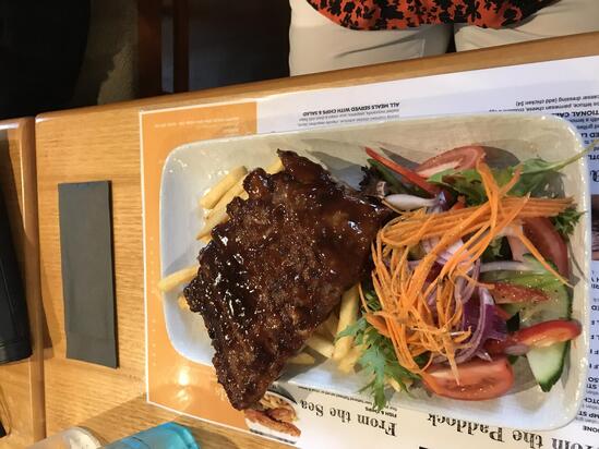 Bomaderry Hotel, Bomaderry - Restaurant menu, prices and reviews