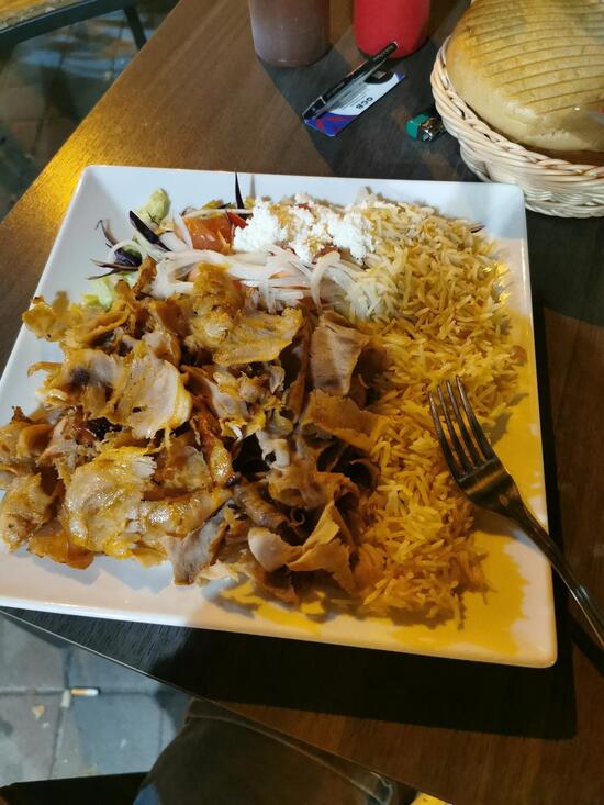Galaxy Kebab Adelfas, Madrid - Menú del restaurante, precios y reseñas