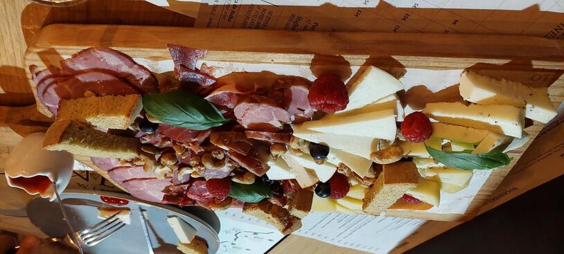Aneto & Table, Peso da Régua - Restaurant menu, prices and reviews
