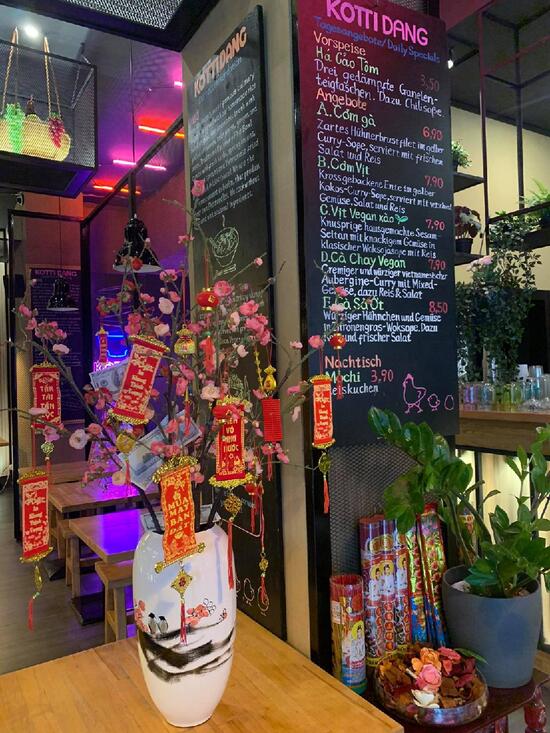 Kotti Dang, Berlin, U-Bahnhof Hermannplatz - Speisekarte, Preise und ...
