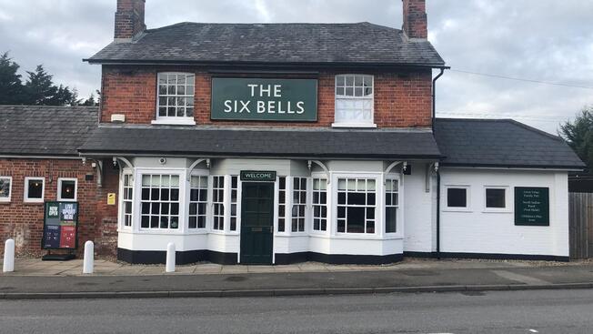 The Six Bells, Reading - Restaurant menu, prices and reviews
