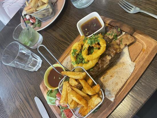 Salinas Bistro, Midleton - Restaurant menu, prices and reviews
