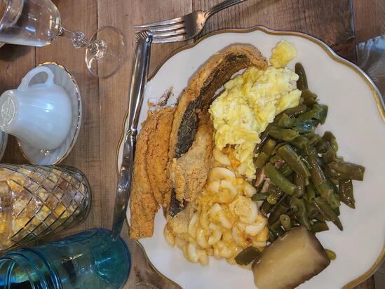 Sunday's Cafe 64, Delaware City - Restaurant menu, prices and reviews