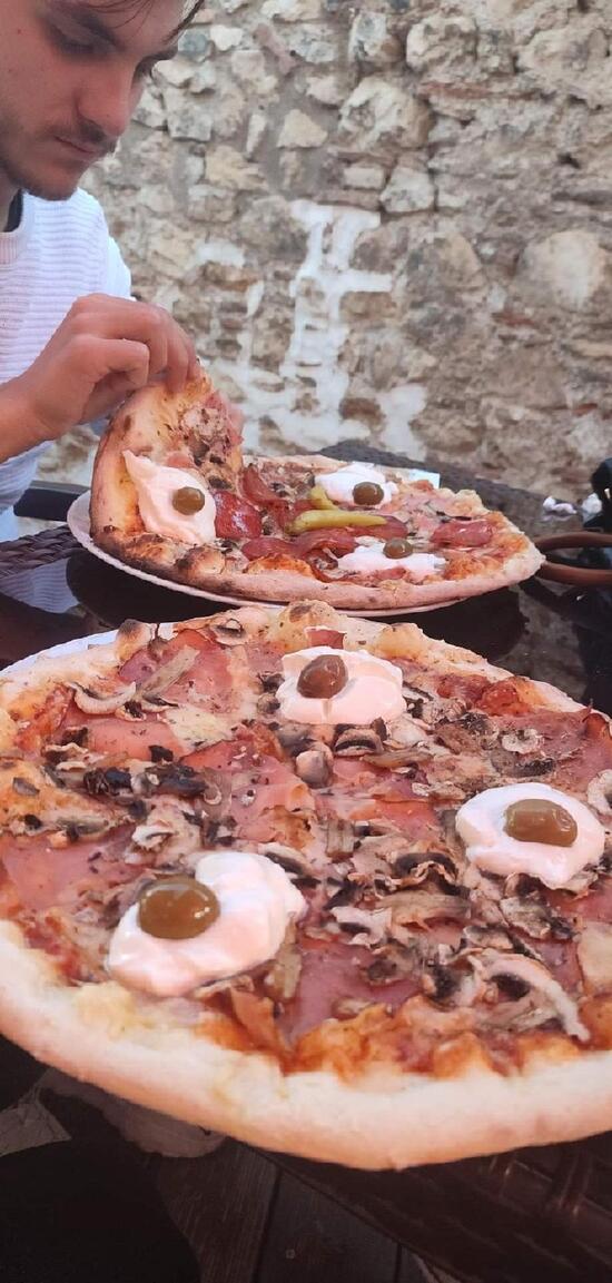 Leonardo Pizza, Ohrid - Restaurant menu, prices and reviews
