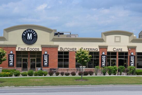 Maunders Food Shop, Aurora - Restaurant menu, prices and reviews