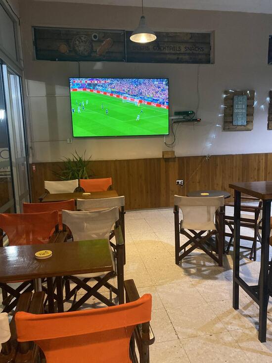 Buzz Bar, Paphos - Restaurant menu, prices and reviews