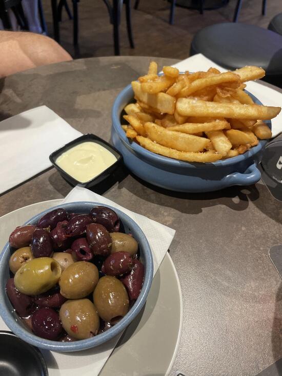 Hemingway & Co., Mundaring - Restaurant menu, prices and reviews
