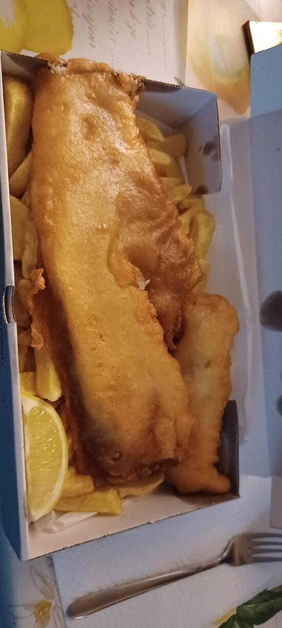 The Trident Fish Bar (Swindon) in Swindon - Restaurant menu and reviews