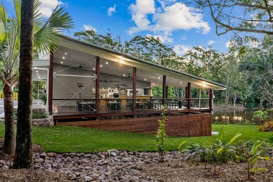 Menu at Stonebridge Gardens restaurant, Palmwoods