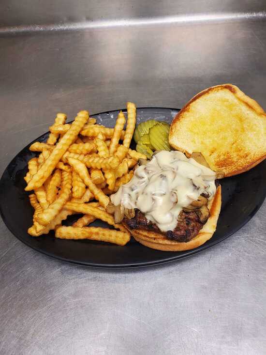 Cy's Bar and Grill, Chaska - Restaurant menu, prices and reviews