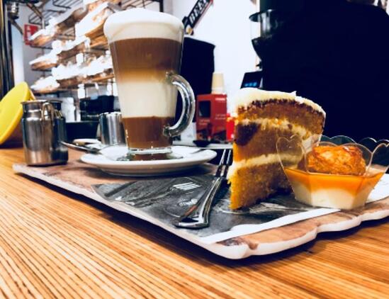 Monkey Bakery Café, Cádiz - Restaurant menu, prices and reviews