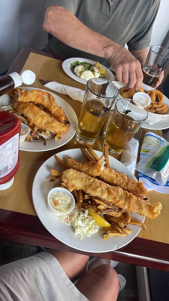 Canalside Restaurant & Inn, Port Colborne - Restaurant menu, prices and ...