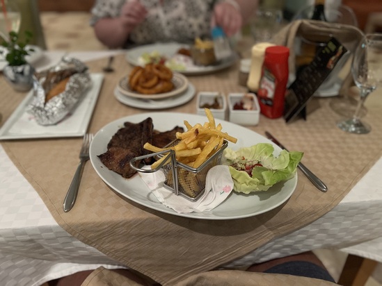 Rovers Return Restaurant, Yasmine Hammamet - Restaurant menu, prices ...