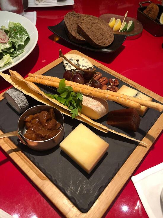 Sky Deck, Manila - Restaurant menu, prices and reviews