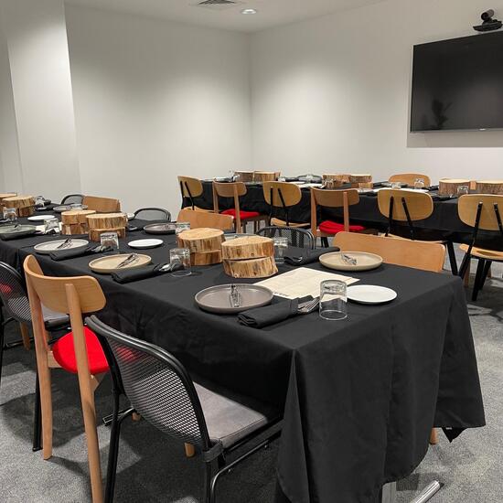 MAAKONA, Hamilton - Restaurant menu, prices and reviews