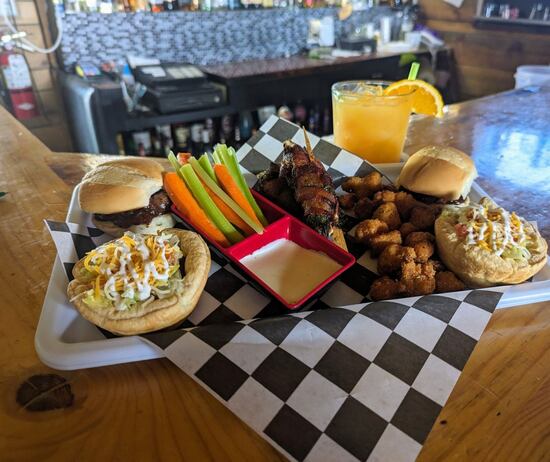 Silver Lake Cafe & Bar, Silver Lake - Restaurant menu, prices and reviews