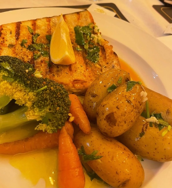 Tinel Seafood & Grill Restaurant, Grantham - Restaurant menu, prices ...