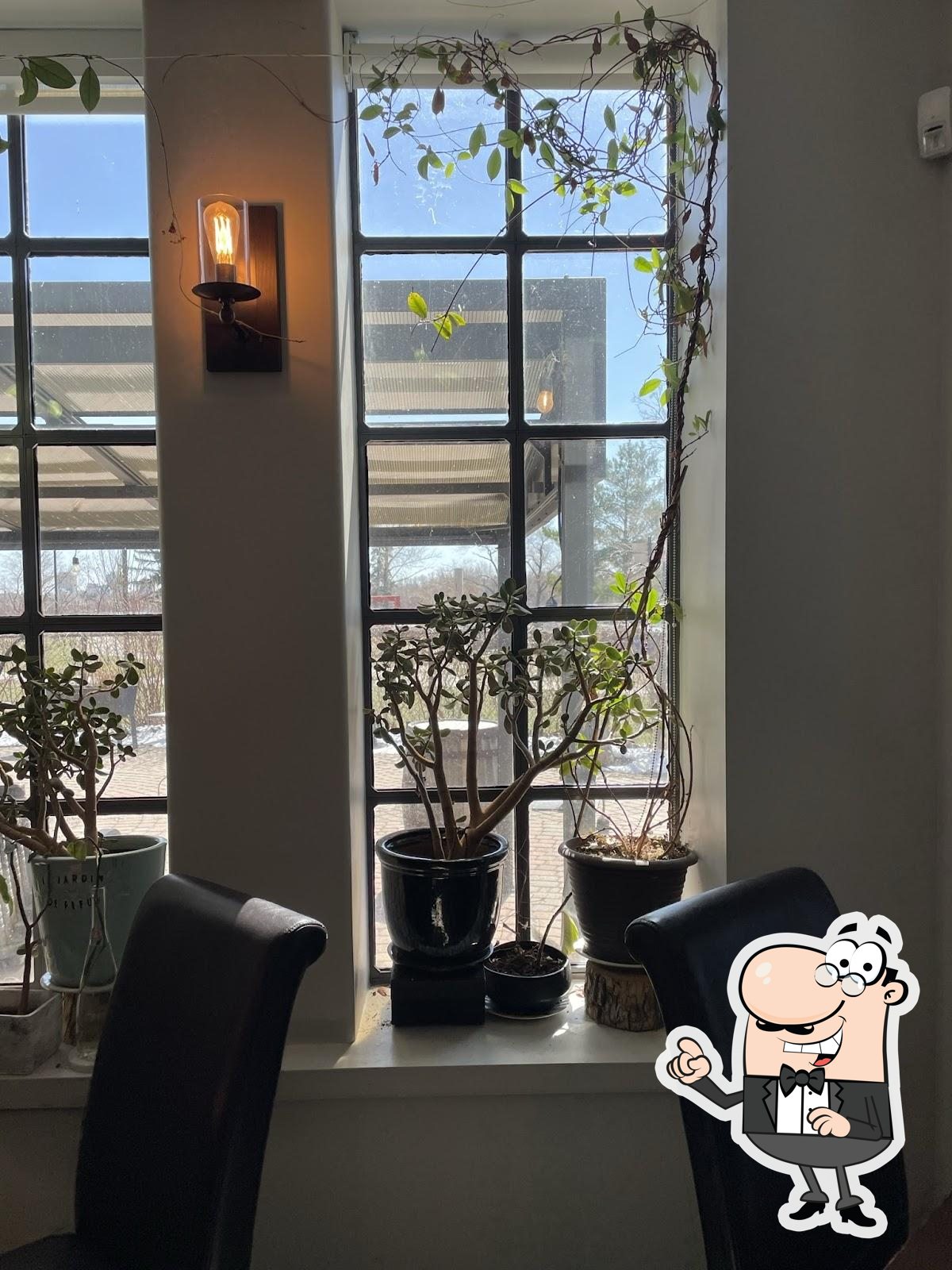 Skye Cafe & Bistro, Regina - Restaurant menu, prices and reviews