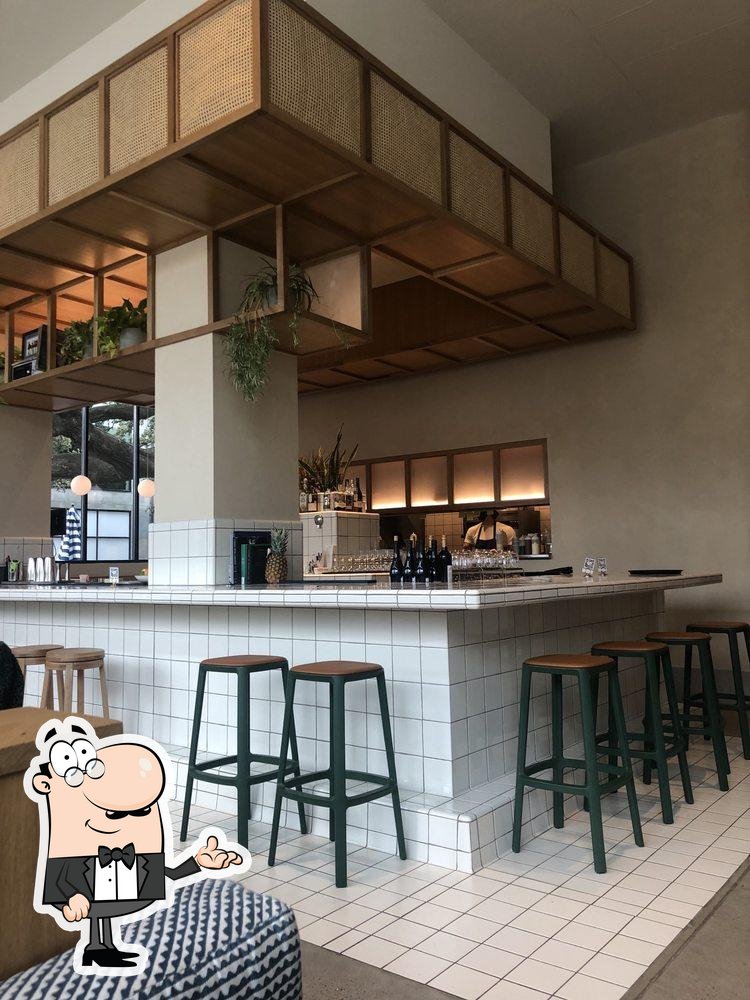 Two Hands, Austin - Restaurant menu, prices and reviews