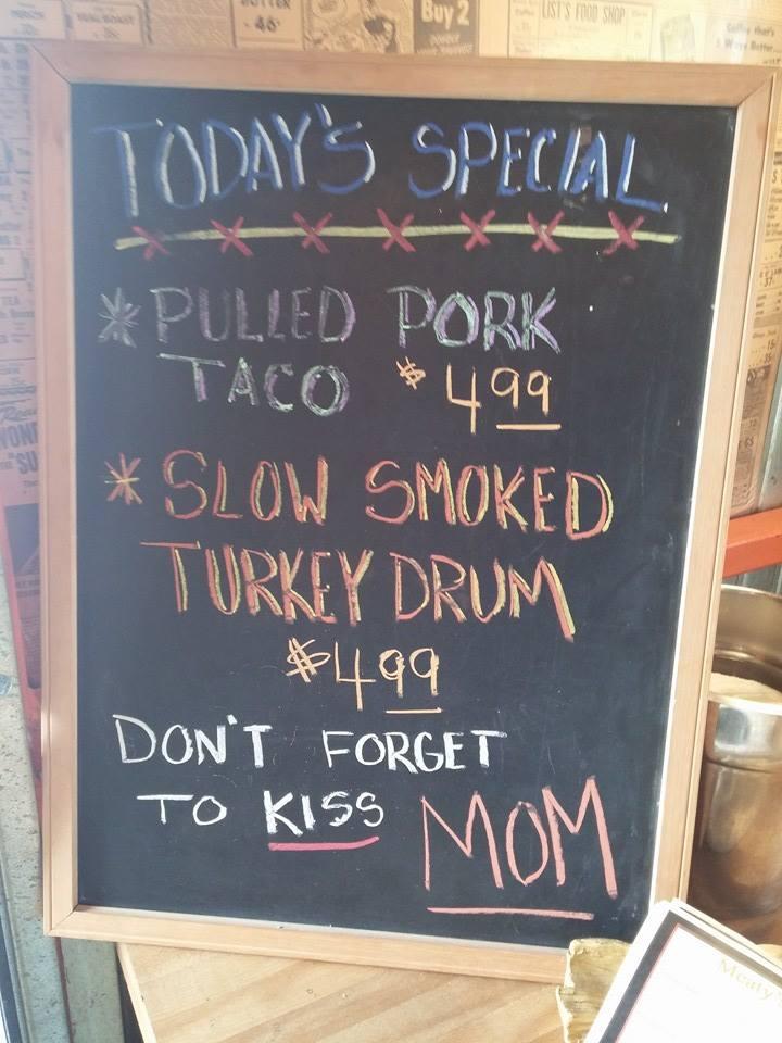 Meats & Mooore in Bay City - Restaurant menu and reviews