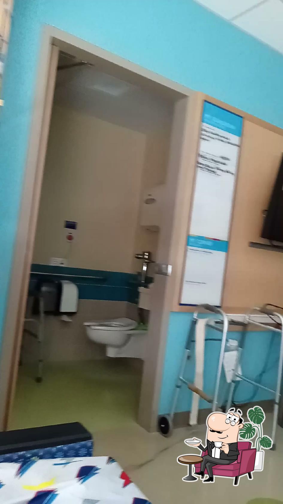 Johns Hopkins All Children’s Hosptial Cafeteria, Saint Petersburg ...