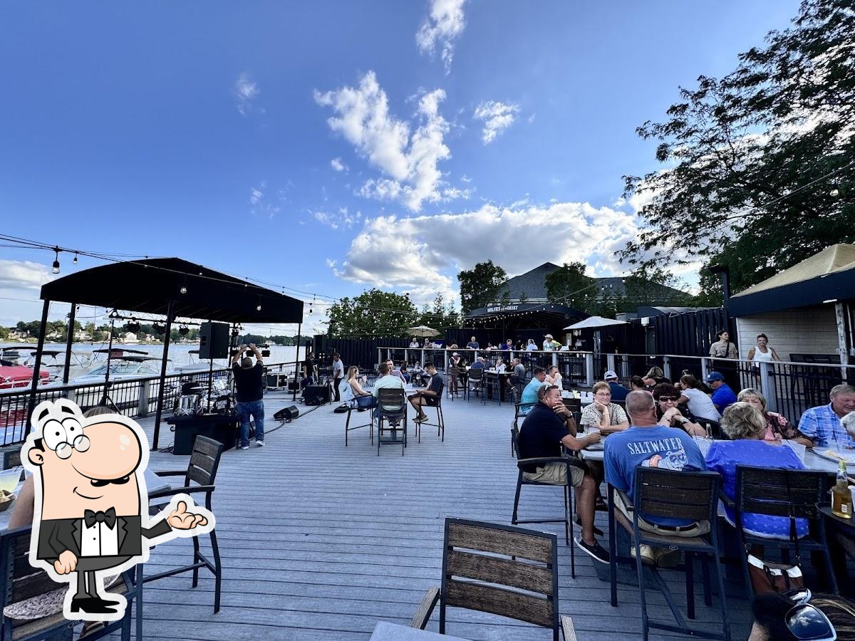 Wolfies Grill - Geist, Indianapolis - Restaurant menu, prices and reviews