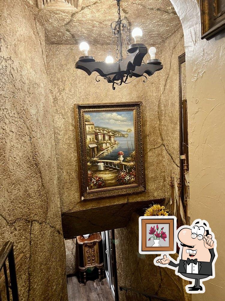 Lisbon Cafe, Mineola - Restaurant menu, prices and reviews