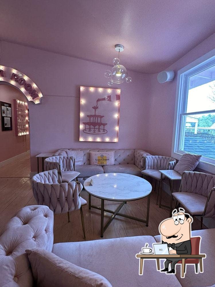 Brooke's Bubble Bar, Fredericksburg - Restaurant menu, prices and reviews