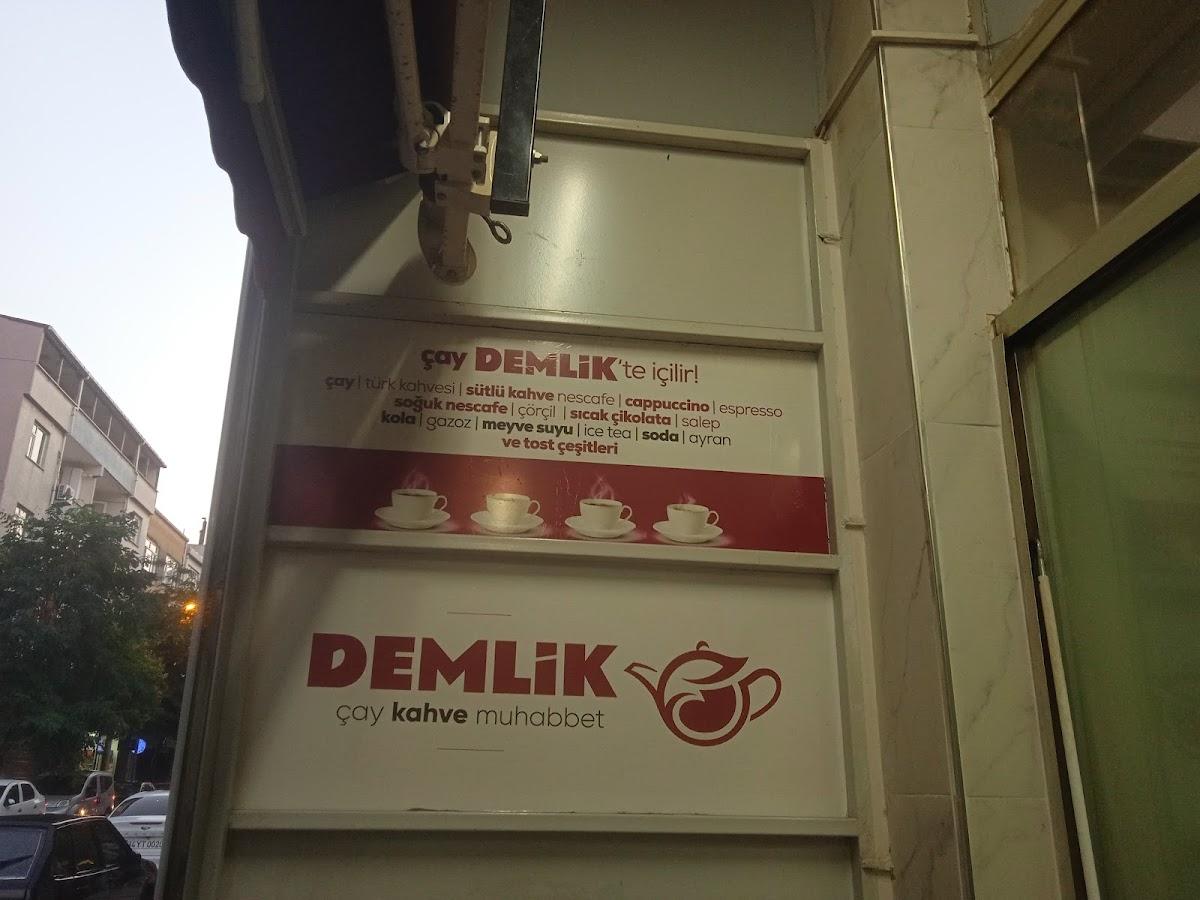 Demlik Çay Evi, Istanbul, 257. Sk. No:8A - Restaurant reviews